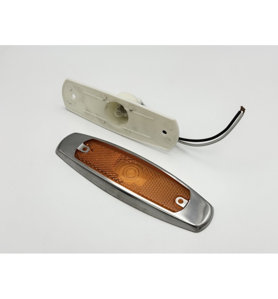 Superliner Illuminated Fender Reflector